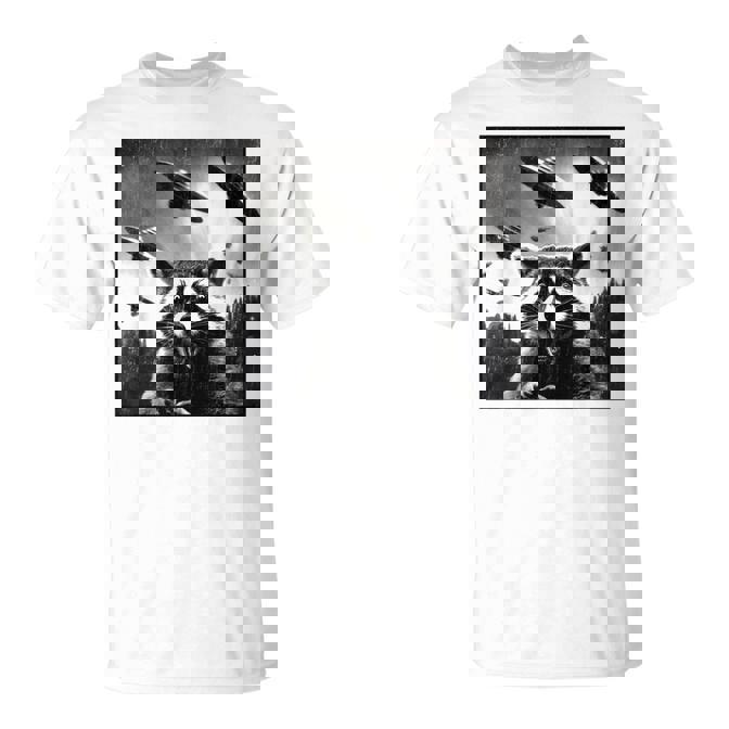 Raccoon Ufo Selfie Ufo Scared Racoon Alien Weird Meme T-Shirt | Mazezy