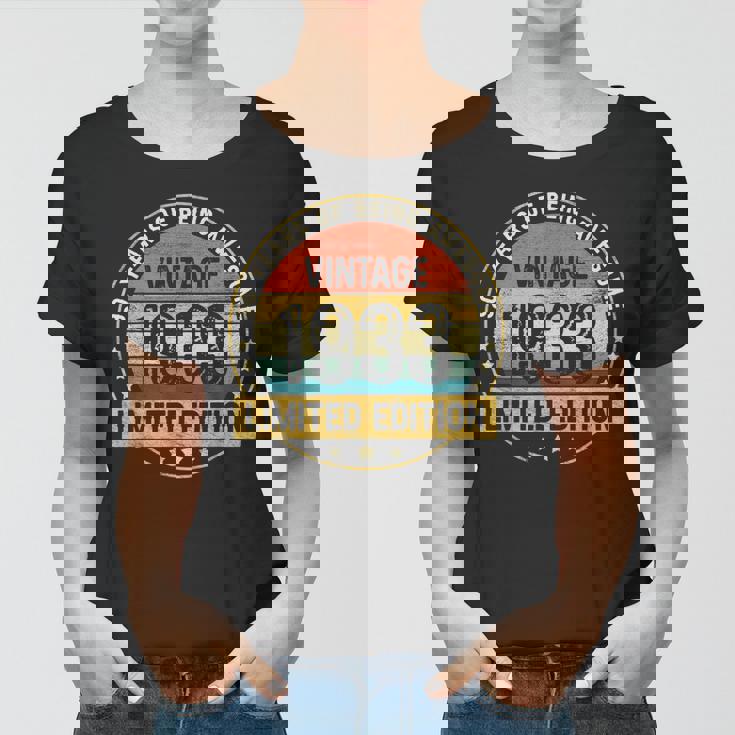 90 Year Old Gifts Made In 1933 Vintage 90Th Birthday Retro V2 Women T-shirt - Thegiftio