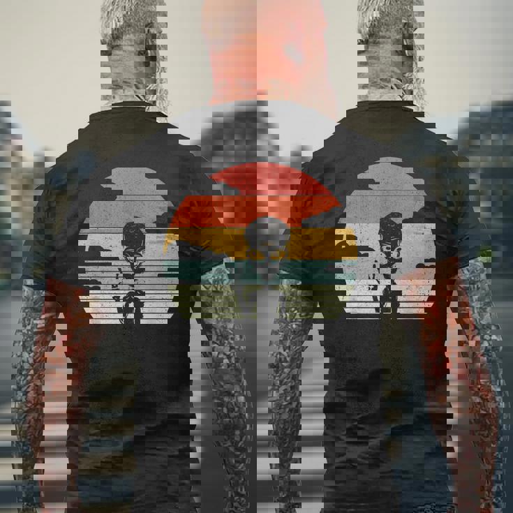 Retro Alien Extraterrestrial Space - Vintage Alien Men's Back Print T ...