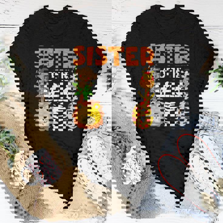 Sister The Wild One Zoo Birthday Safari Jungle Animals Party Women T-shirt | Mazezy