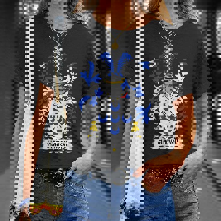 Hammond Coat Of Arms Family Crest Unisex T-Shirt - Seseable