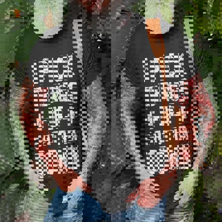 I Pick Things Up And Put Them Down T Fitness Gym Men T-Shirt - Seseable